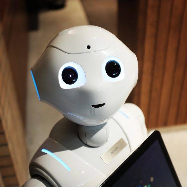 Pepper le robot humanoïde programmable - Evotion